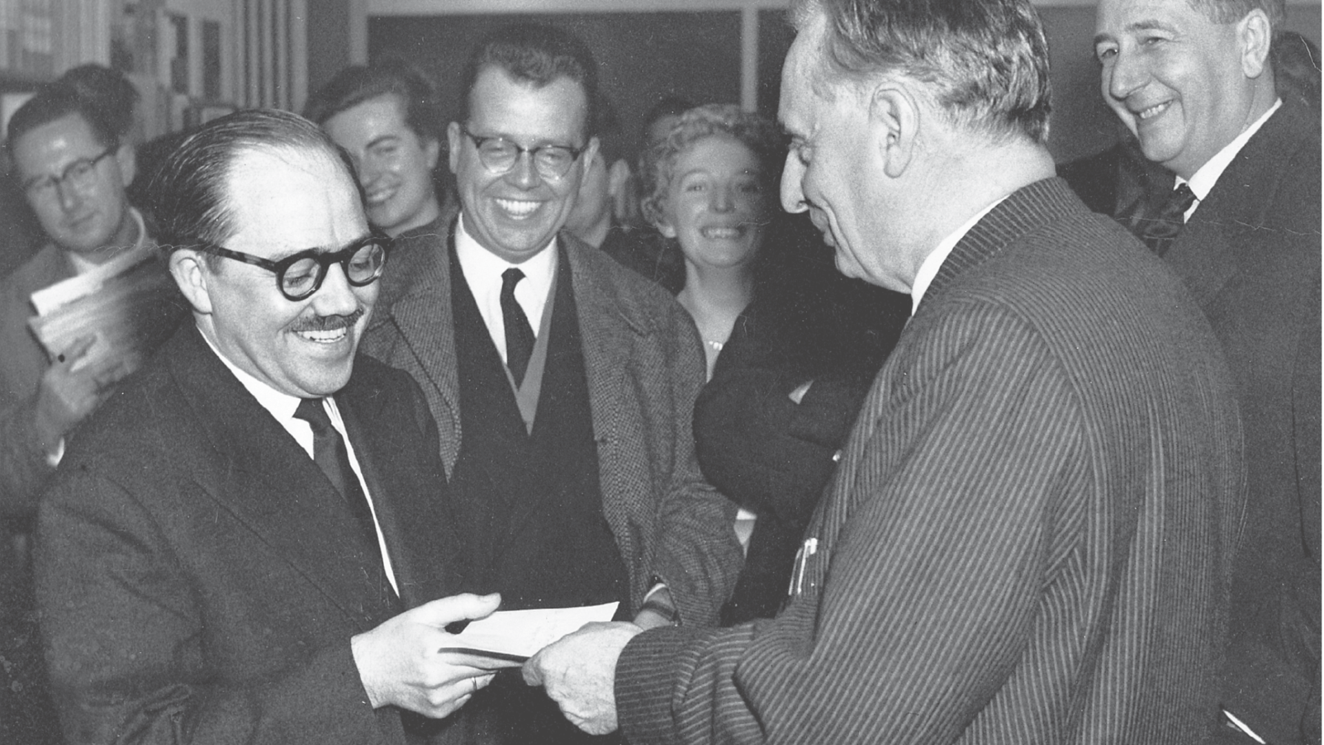 Na 22 jaar publiceert Jos Joosten biografie over Vlaamse schrijver ...