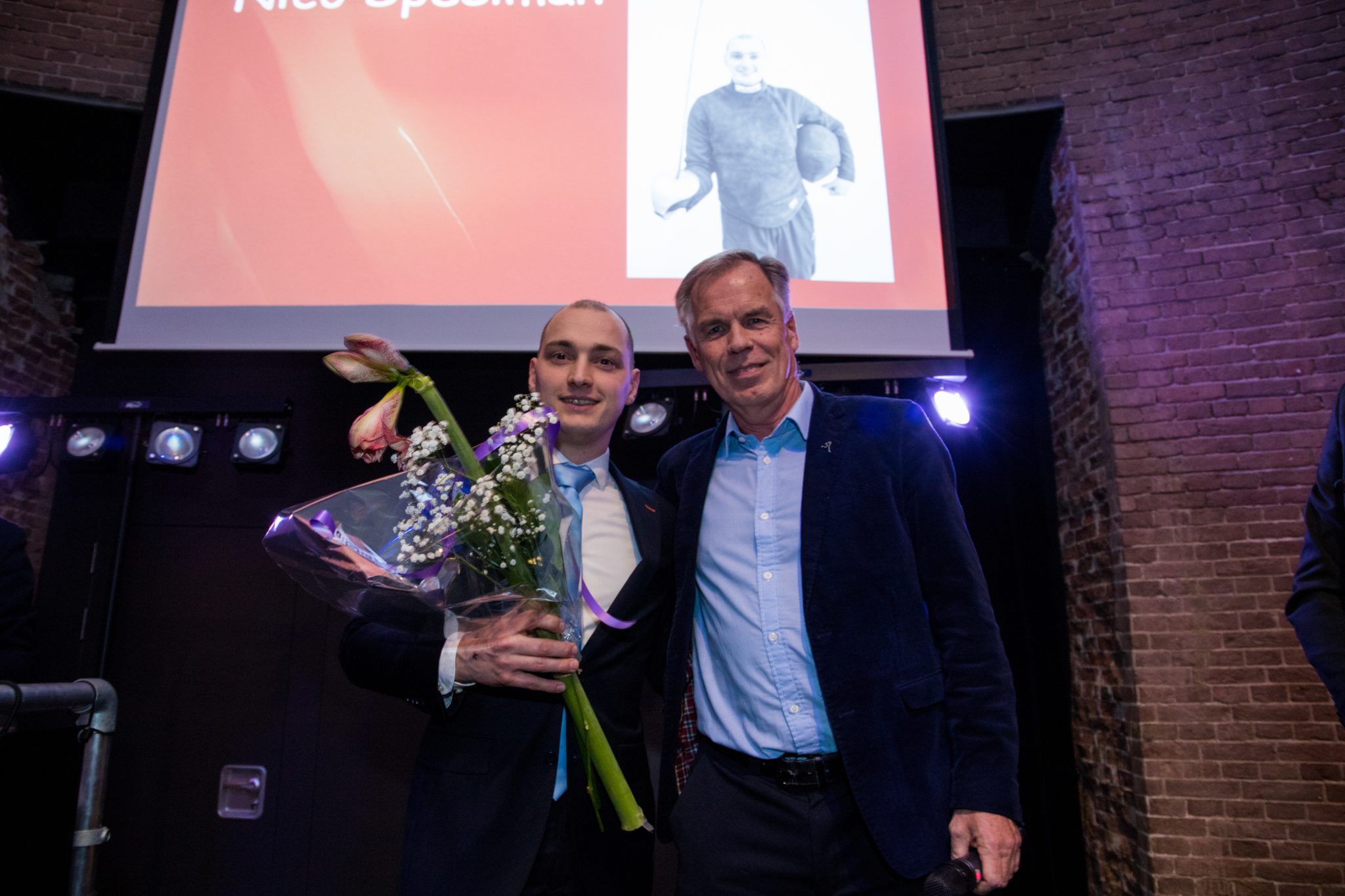 Directeur Sportcentrum bij afscheid: 'Er is een derde sporthal nodig ...