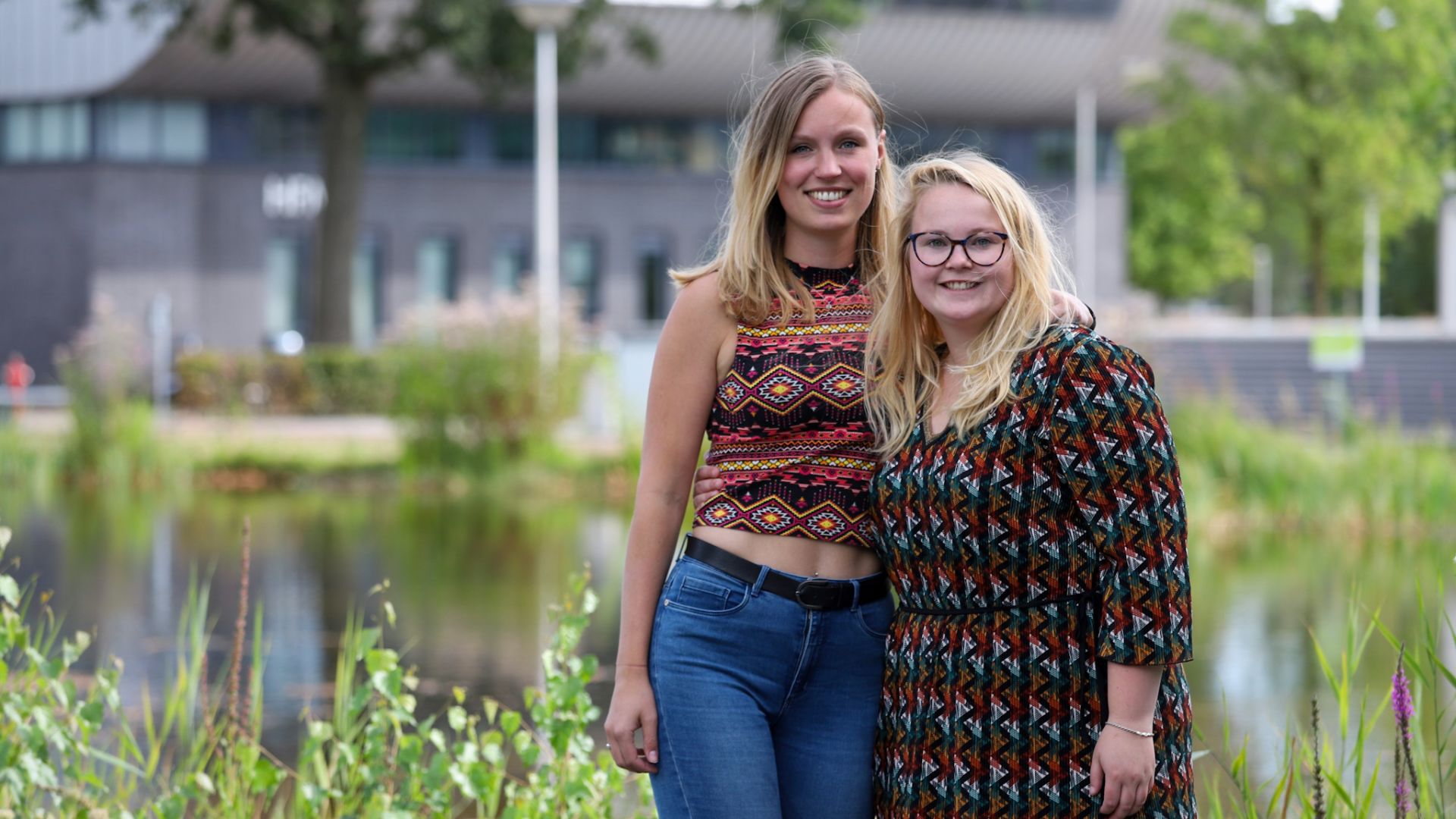 Introvrienden (5): Maaike en Marjon - Vox magazine