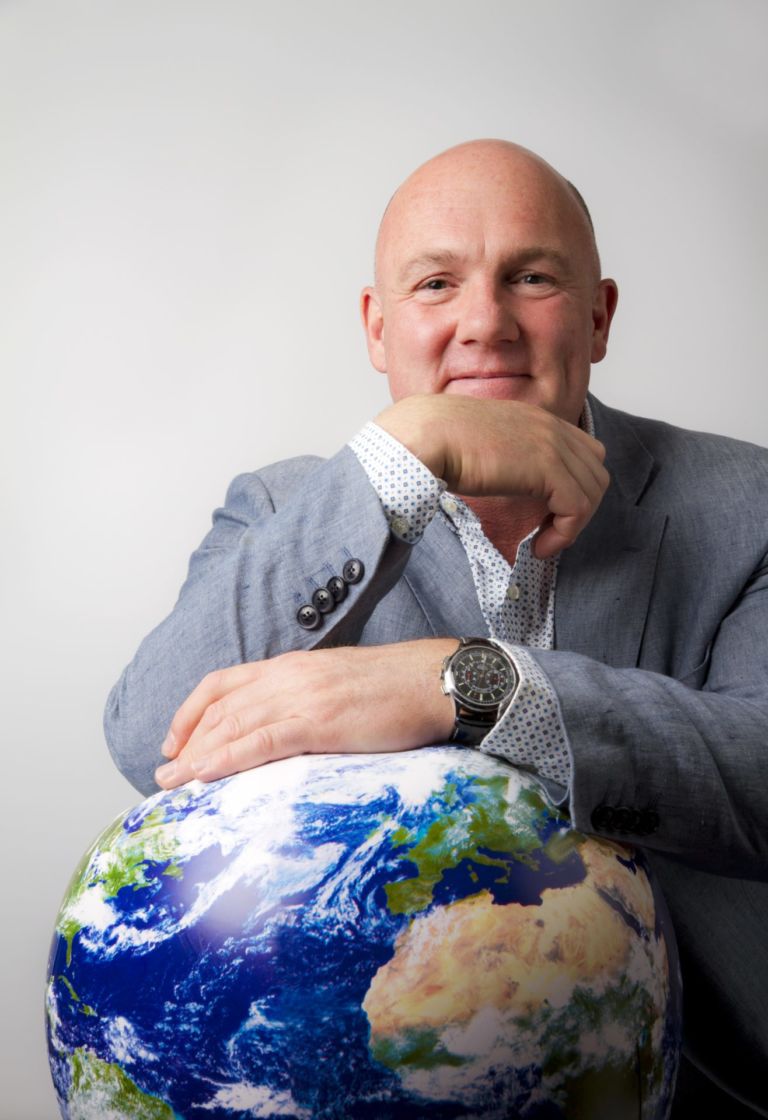 André Kuipers: ‘We profiteren elke dag van ruimteraketten’ - Vox magazine