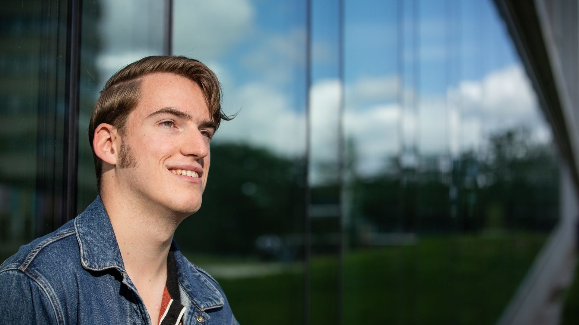 Nieuwe campusdichter wil buiten de lijntjes kleuren - Vox magazine