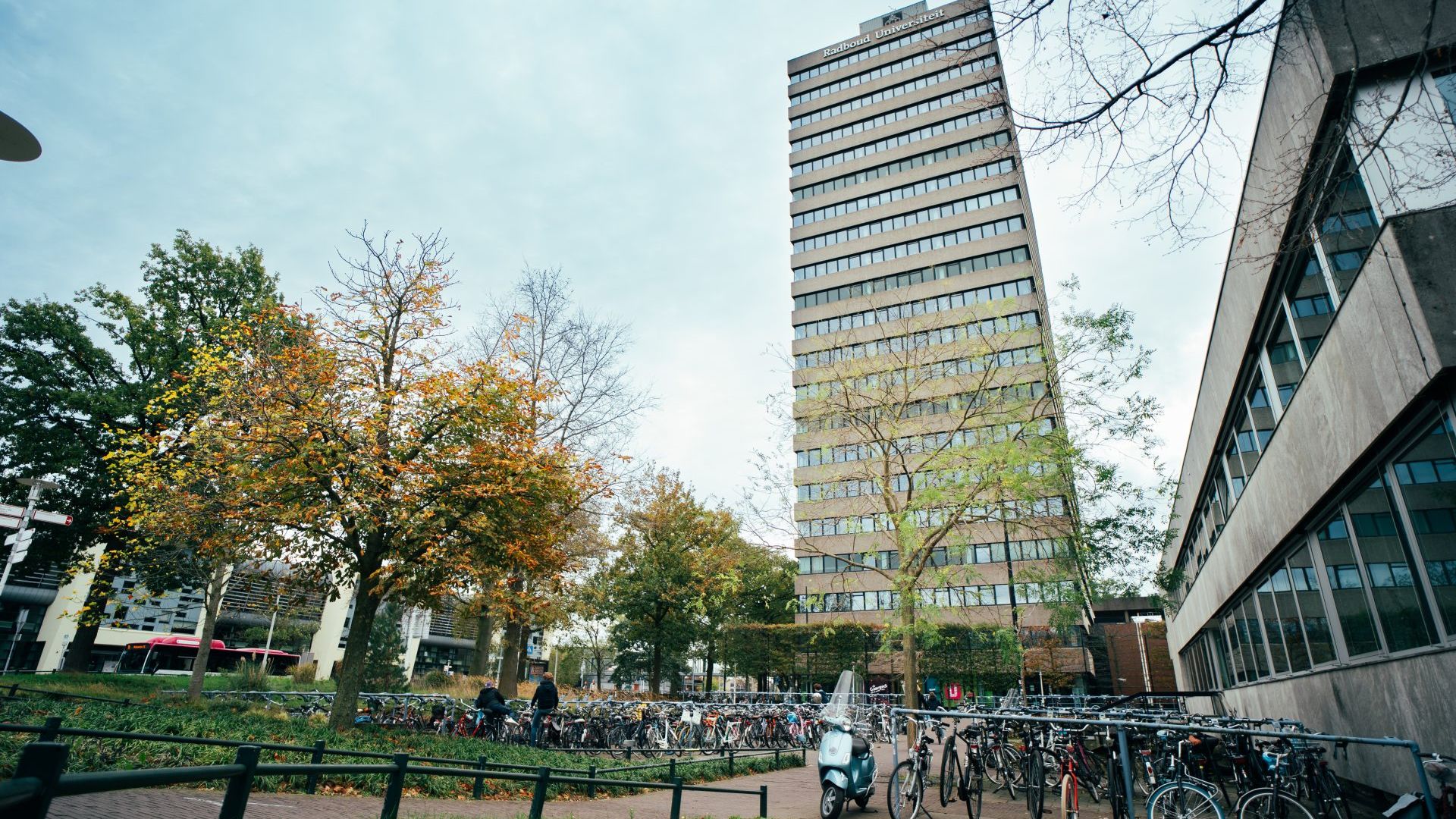 Honours Academy op nominatie voor opheffing - Vox magazine
