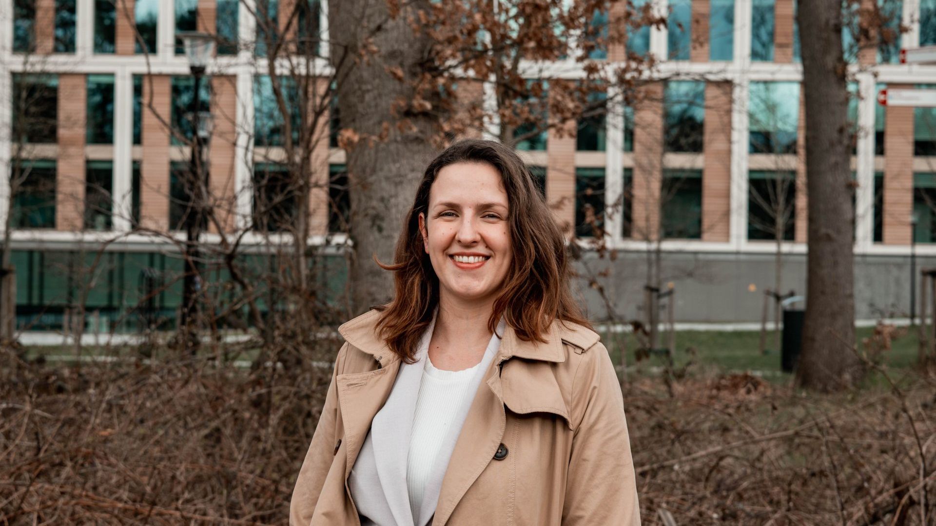 Van mbo naar de Radboud Universiteit: Studente Michelle Baars wil weten ...