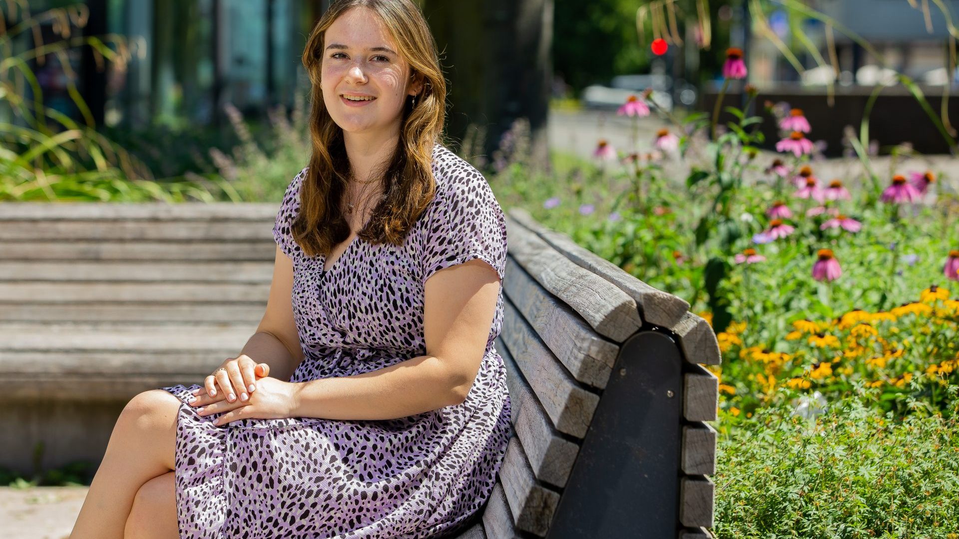 Tandheelkundestudente Fleur is zestien en heeft haar eerste jaar op de ...