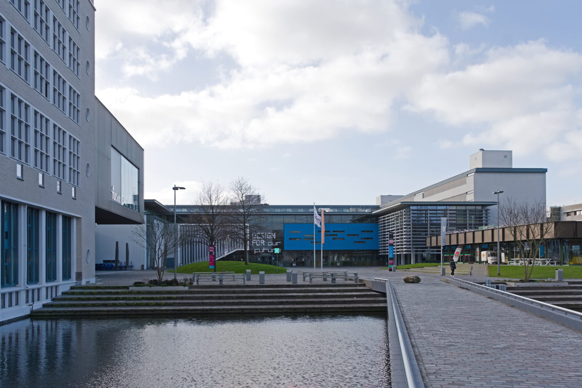 TU Delft gaf naam docent door aan politie na column over klimaatacties ...